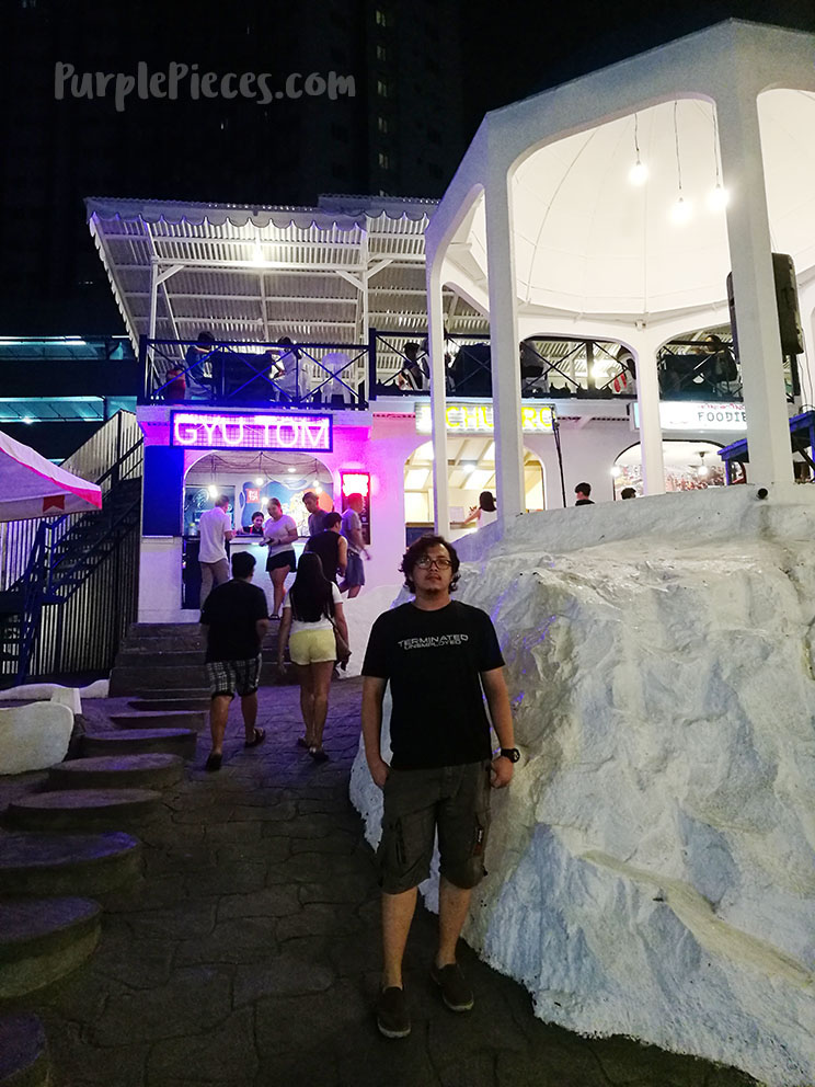 Kantorini Food Park: New Foodie Place in Katipunan Avenue, Santorini Style